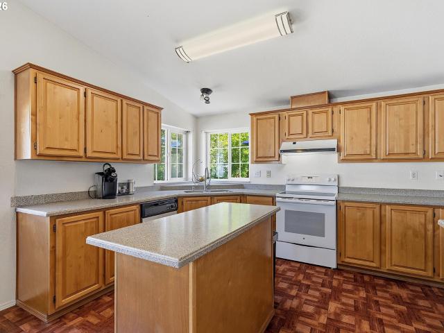 17728 nw shady fir loop