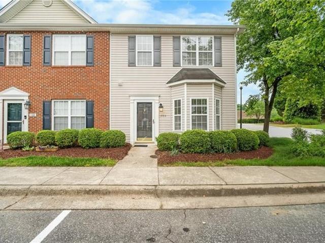 1772 Olivers Crossing Cir, Winston Salem, NC 27127