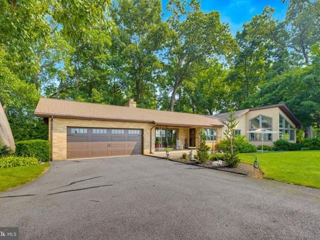 1772 Becker Rd, Manheim, PA 17545