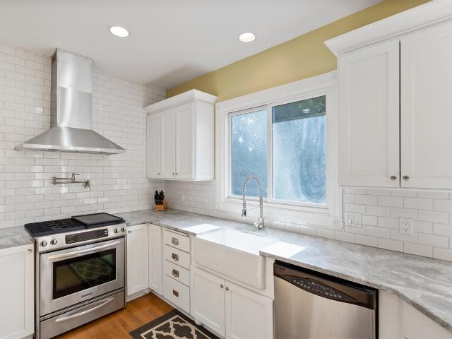 17733 Rolling Woods Circle