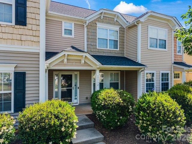 17732 Caldwell Track Dr, Cornelius, NC 28031