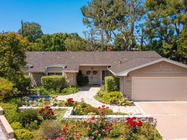 17732 Corinthian Dr, Encino, CA 91316