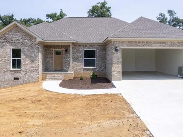 177 Cox Cemetery Rd, Killen, AL 35645