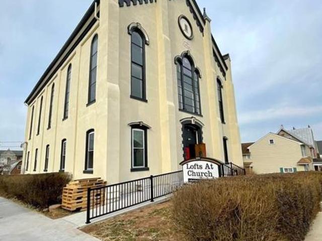 177 Chestnut St Apt 6, Spring City, PA