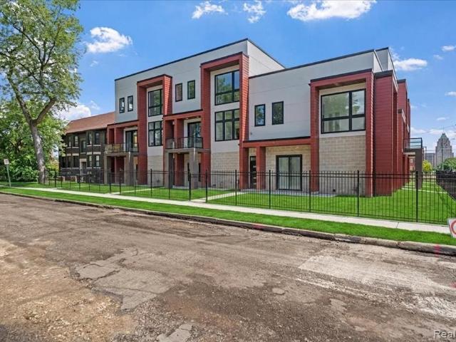 177 Gladstone Street
