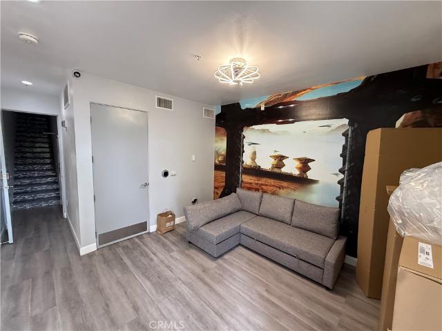 177 E City Place