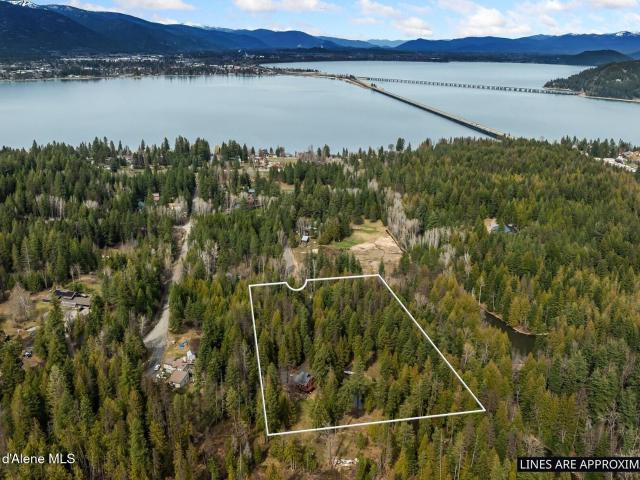 177 Hawkins Spur Rd, Sagle, ID 83860 | MLS #26 3389