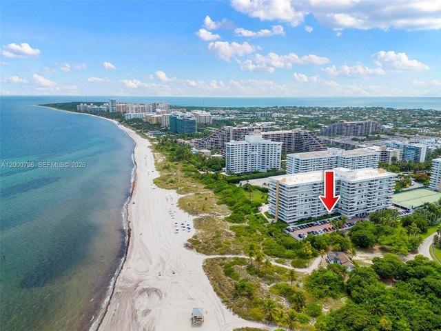 177 Ocean Lane Dr Apt 106, Key Biscayne, FL 33149
