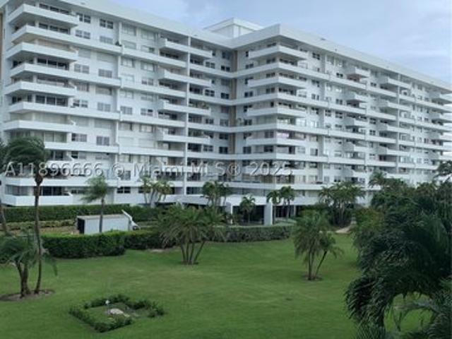 177 Ocean Lane Dr Apt 208, Key Biscayne, FL 33149