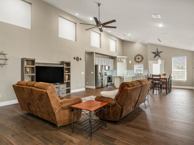 177 Mokulua Ln