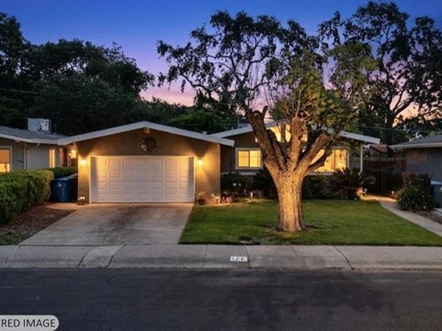 177 N West St, Vacaville, CA 95688