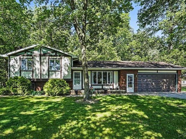 177 N Cotter Rd, Essexville, MI 48732