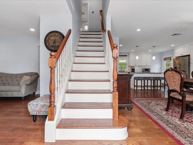 177 N Queens Avenue