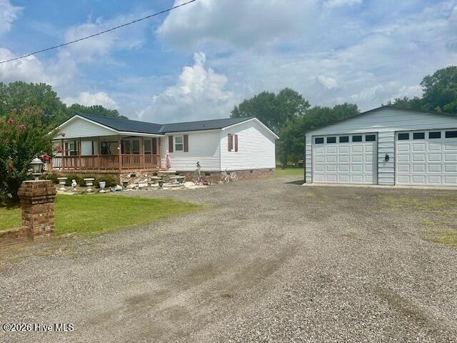177 Pear Blossom Ln, Whiteville, NC 28472