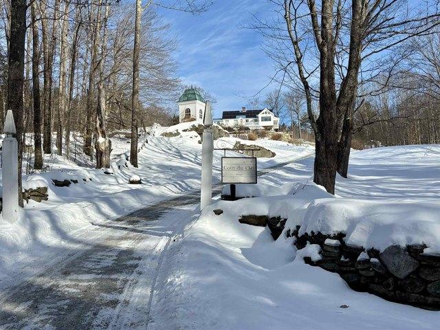 177 Route 121 E, Grafton, VT 05146