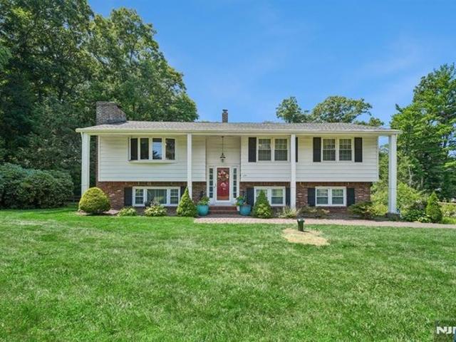 177 Ridge Rd, West Milford, NJ 07480
