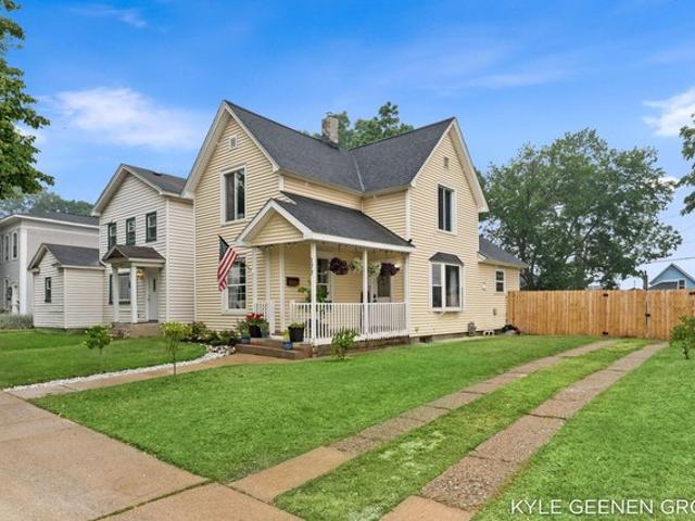 177 W 9th St, Holland, MI 49423