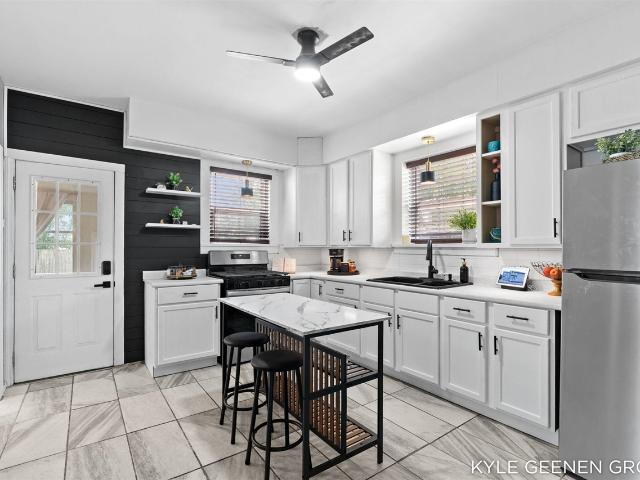 177 W 9th Street