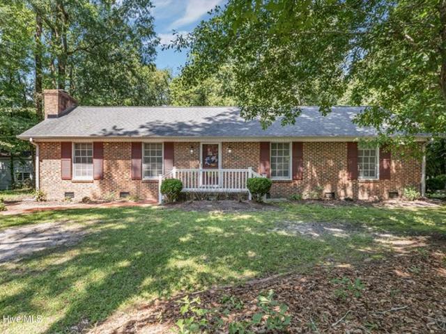 177 Washington Cir, Wallace, NC 28466