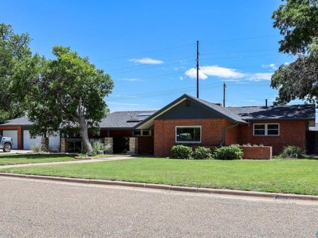 177 Yucca Dr, Portales, NM 88130