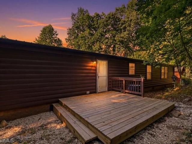 1784 Snowberry Trail
