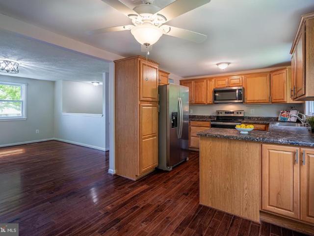 1784 Valleyside Drive