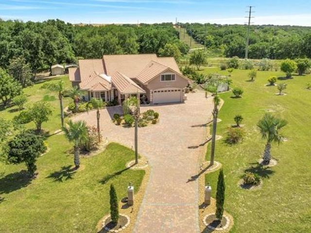 17850 Coralwood Ln, Groveland, FL 34736
