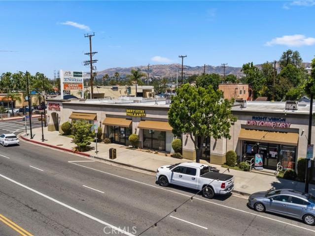 17851 Chatsworth