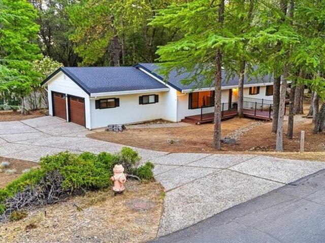 17854 Oriole Ct, Penn Valley, CA 95946