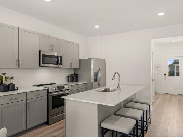 1785 Manuka Lane