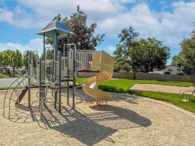 1785 Orinda Court