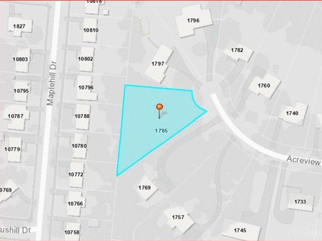 1785 Acreview Dr, Springfield Township, OH 45240