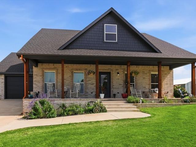 1785 County Road 208, Gainesville, TX 76240