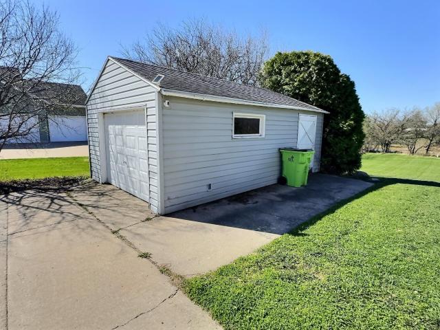 1785 CROWN Drive