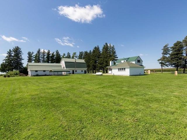 17862 th St, Aplington, IA 50604