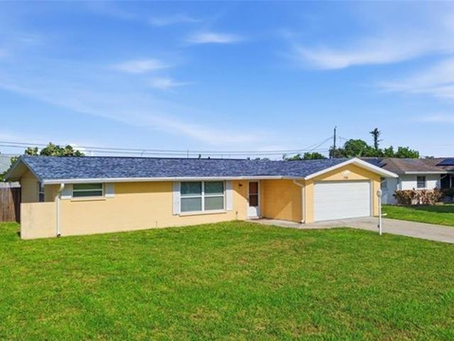 1786 Coconut Dr, Venice, FL 34293