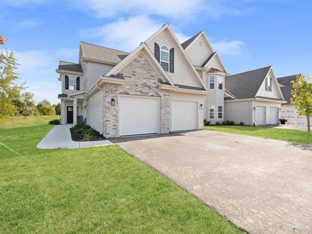 1786 Horseshoe Ln Unit 426 3, Slinger, WI 53086