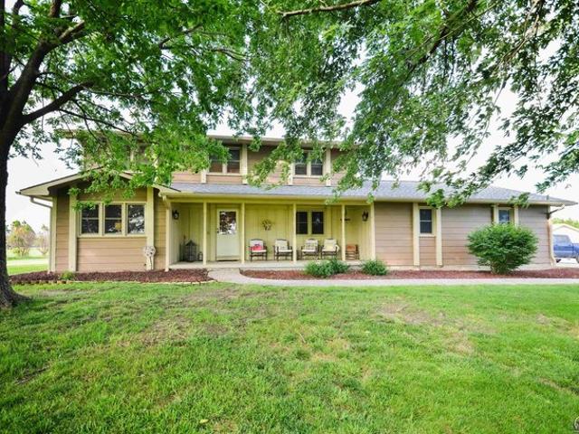 1786 Road E5, Emporia, KS 66801