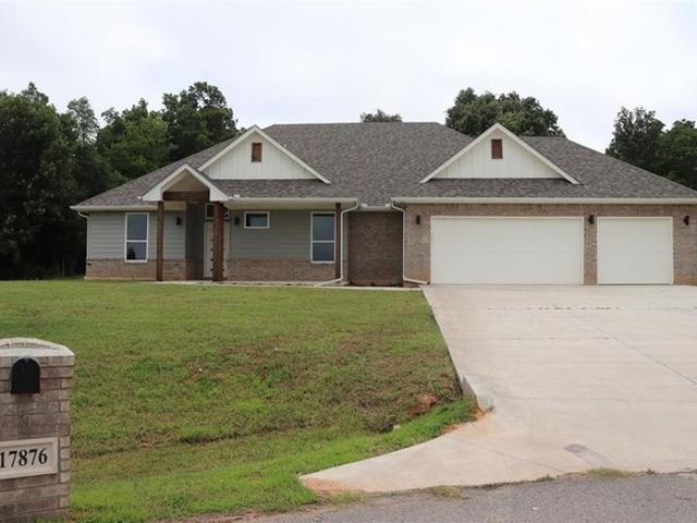 17876 Salem Rd, Choctaw, OK 73020