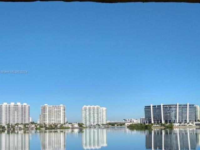 17878 N Bay Rd #207, Sunny Isles Beach, FL 33160