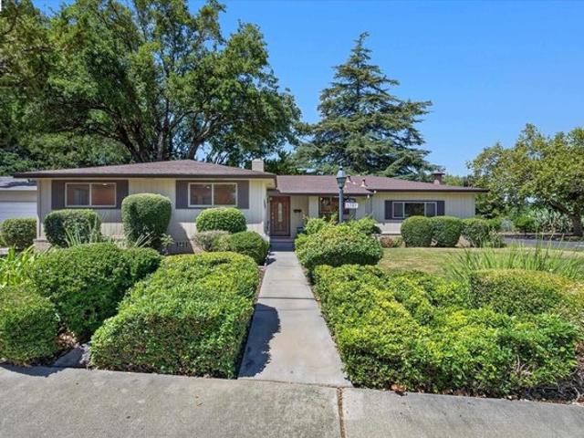 1787 Roxbury Dr, Concord, CA 94519