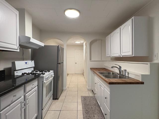 1787 Stratfield Rd, Unit B, Fairfield, CT 06825 | MLS #24152 | Compass
