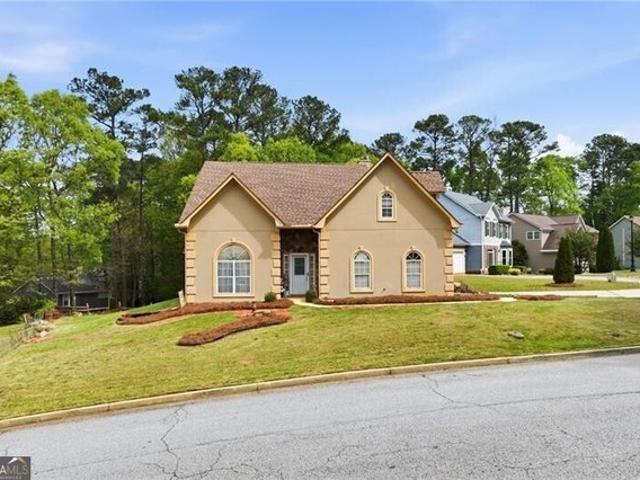 1787 Wedgewood Dr, Stone Mountain, GA 30088
