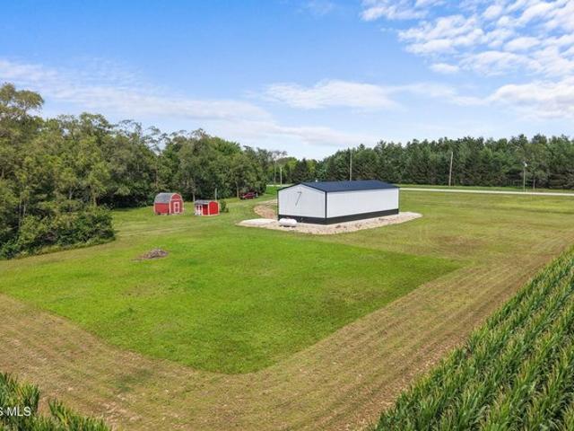 17883 N Fostoria Rd, Gibsonburg, OH 43431