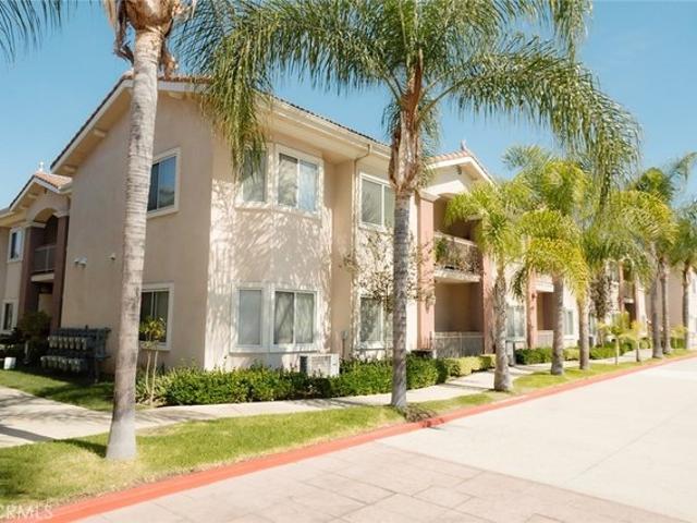 17888 Alburtis Ave Apt A207, Artesia, CA 90701