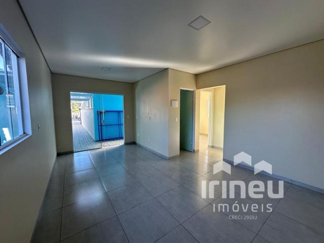 1788 NORBERTO HOCHSTEIN 273 CASA 02 AVENTUREIRO