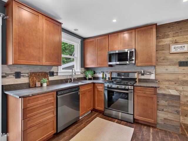 1788 Devendorf Road