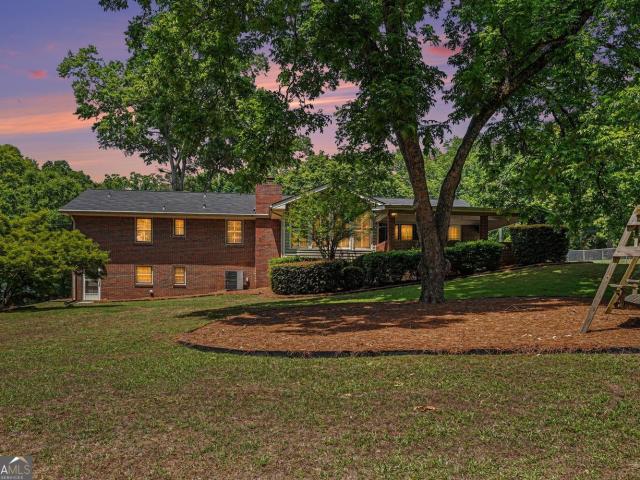 1788 Wiggins Circle SW