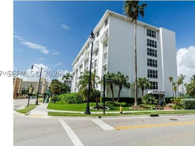 17800 Atlantic Blvd Apt 203, Sunny Isles Beach, FL 33160