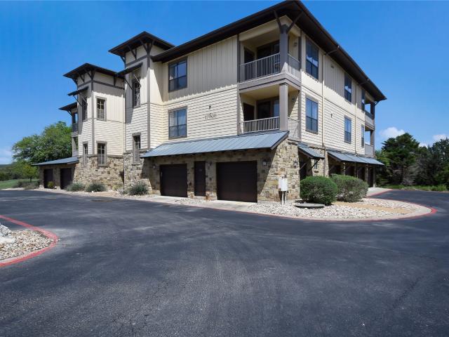 17800 Edgewood Way, Unit 203, Jonestown, TX 78645 | MLS #8969 | Compass